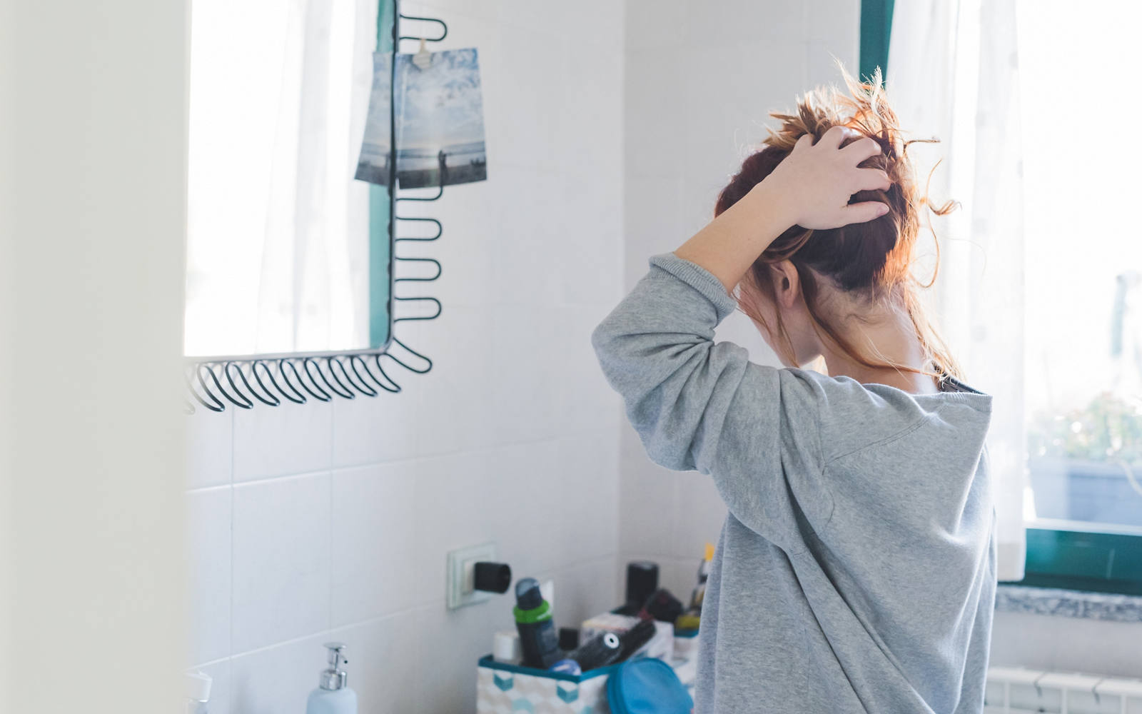 Sang clair ou foncé dans les selles: quelles sont les causes?
