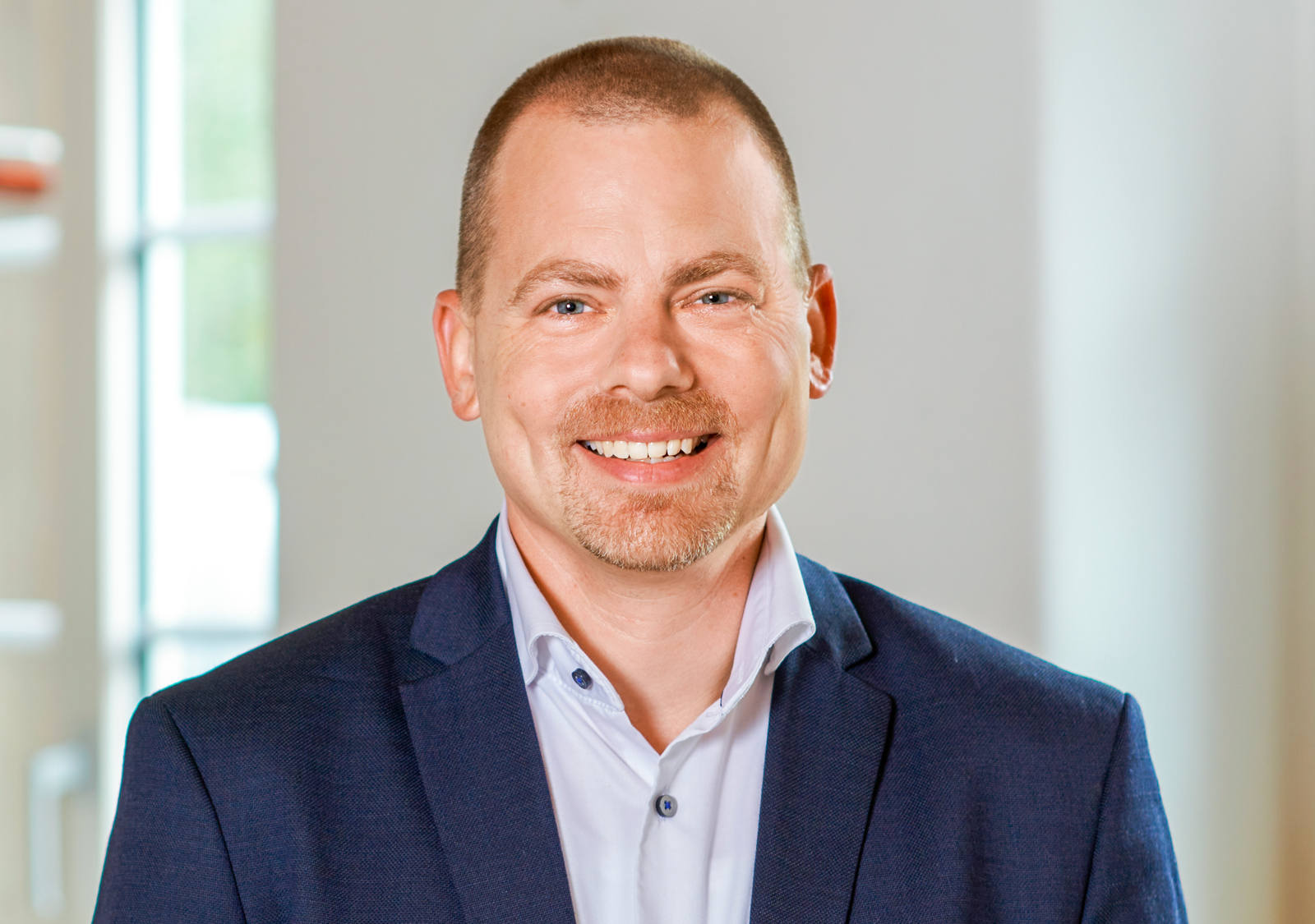 Health insurance: the role of intergenerational solidarity